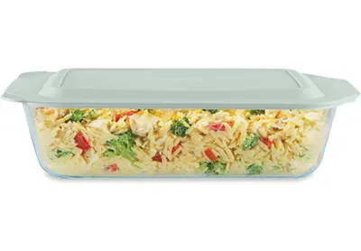 Pyrex 7x11 Inch Deep Glass Baking Dish With Plastic Lid